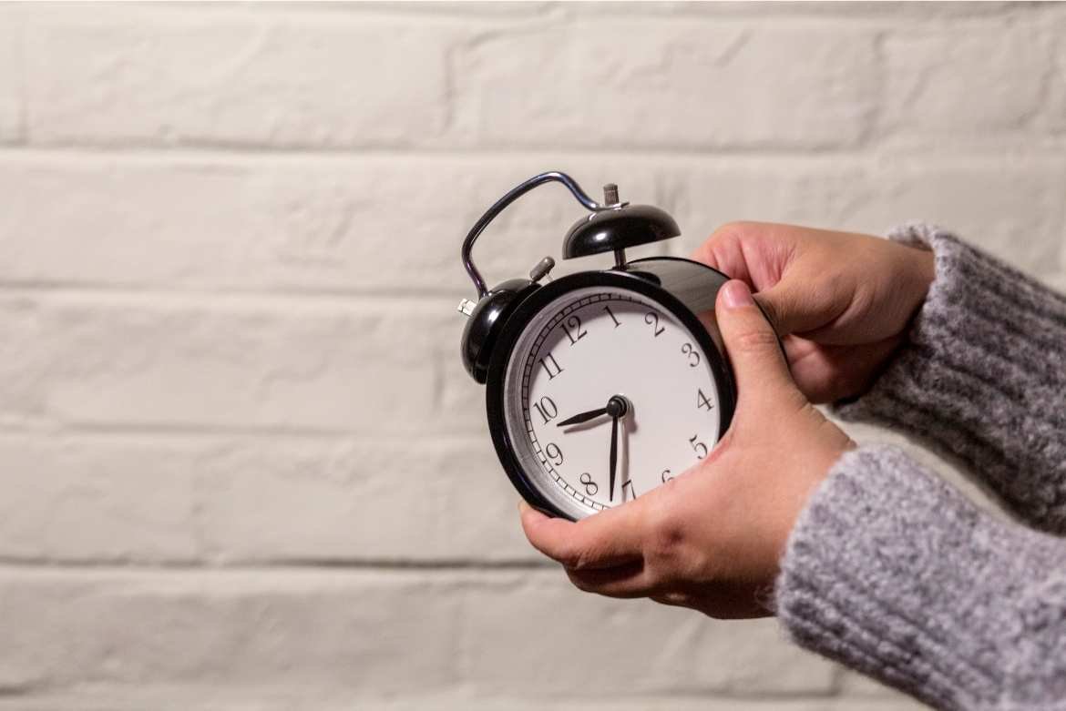 7 pasos para despertar temprano sin esfuerzos y hacerlo un hábito